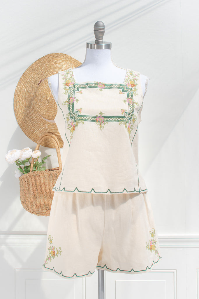 AMANTINE | Feminine Aesthetic Clothes | French & Vintage Style Dresses ...
